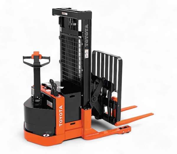 Toyota Walkie Reach Stacker - Summit Handling Systems