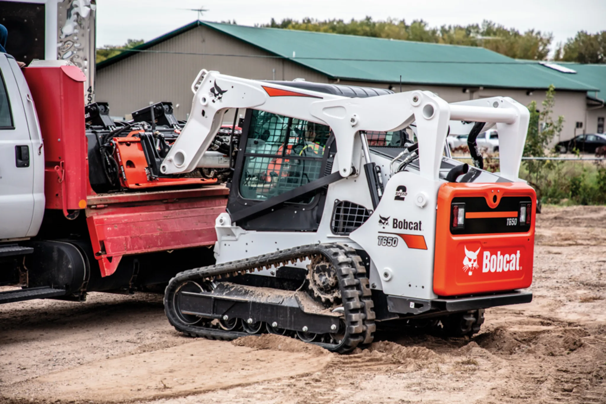 Bob-Dock Attachment System - Summit Handling Systems