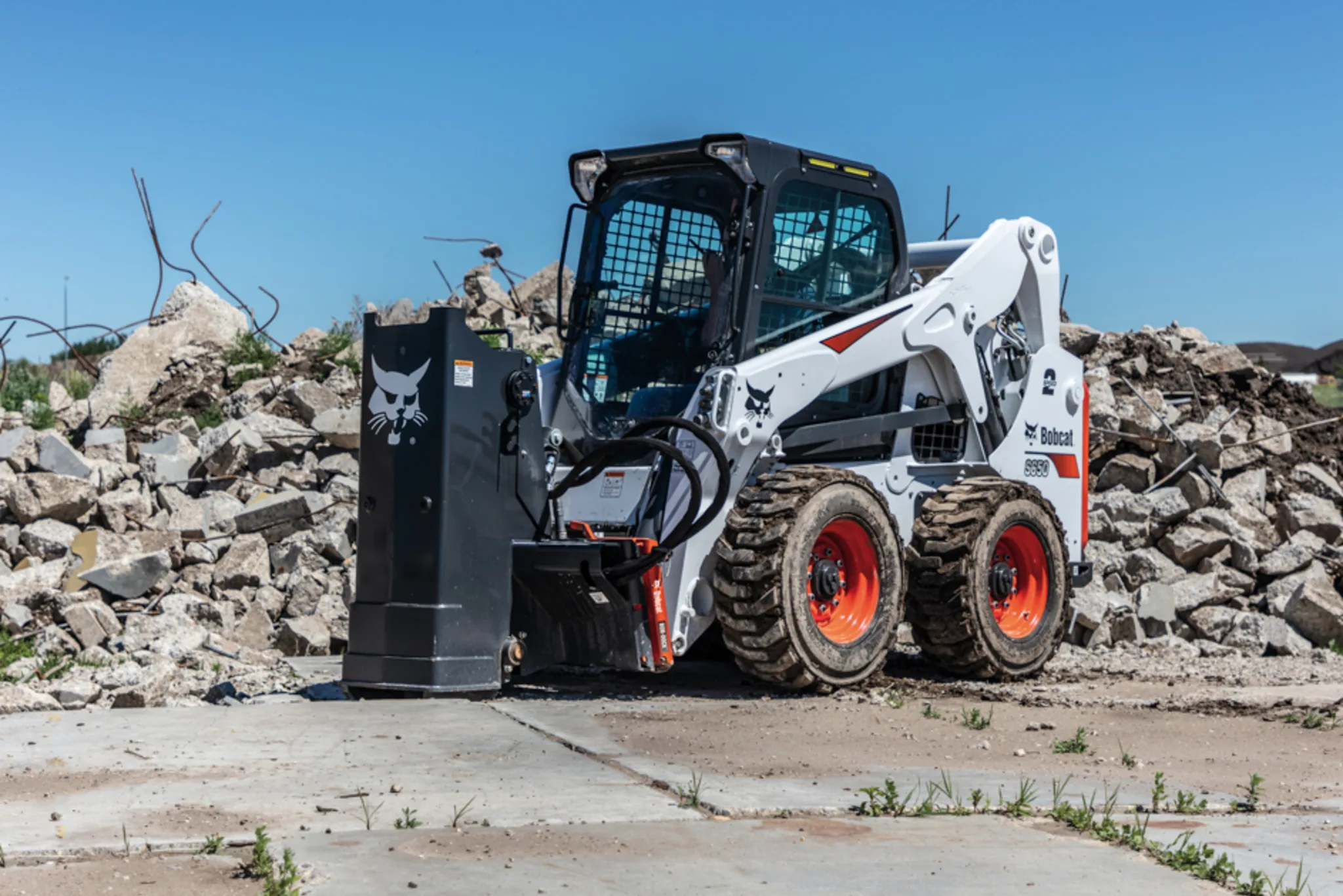 Bob-Dock Attachment System - Summit Handling Systems